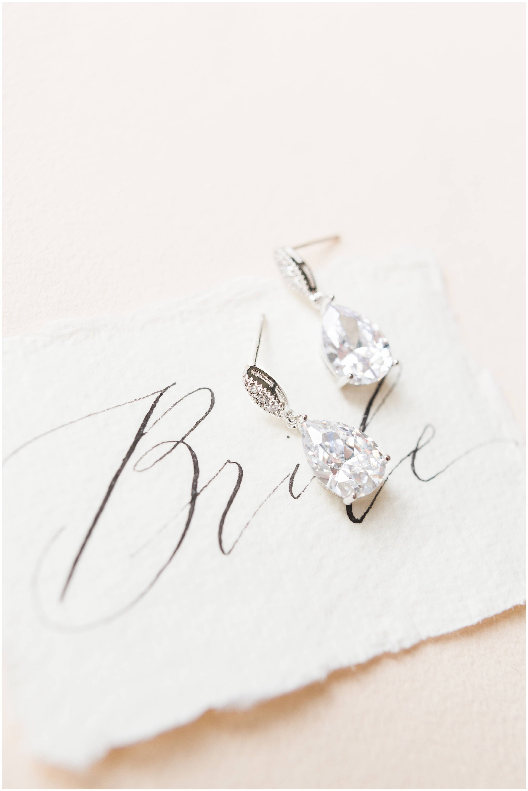ALBERTA // Dainty crystal drop earrings
